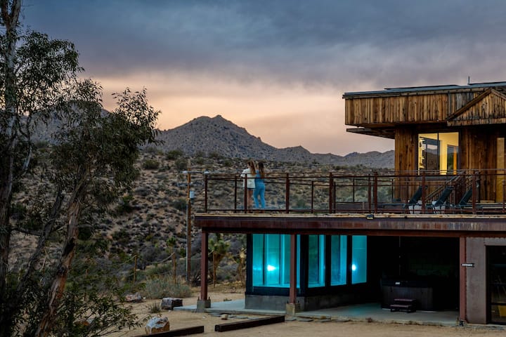 Stargate · Mountain Views, Pool, Spa & Serenity - Yucca Valley, CA