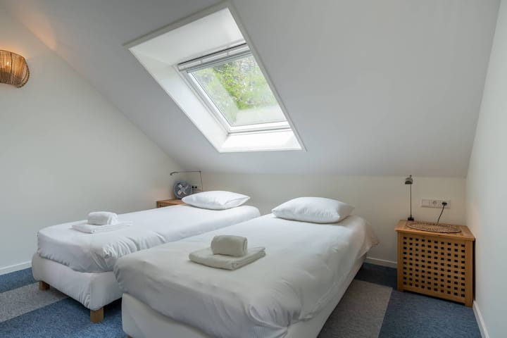 Holiday Home Near The Sea In Oostkapelle | Beukenl - Walcheren