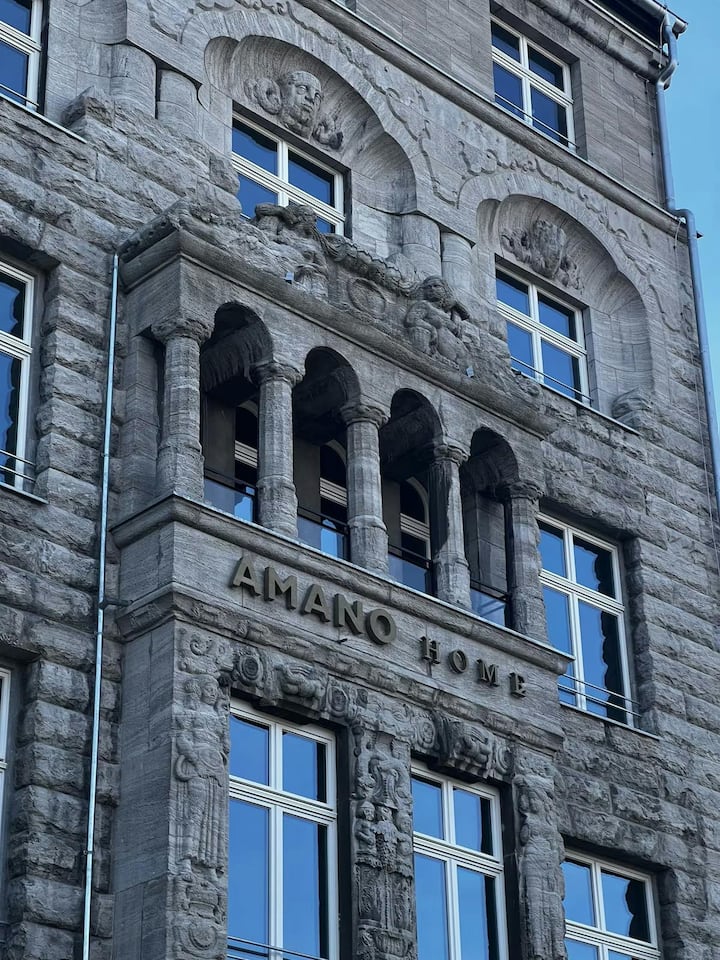 Dark Wood Floors And Private Balcony - Leipzig