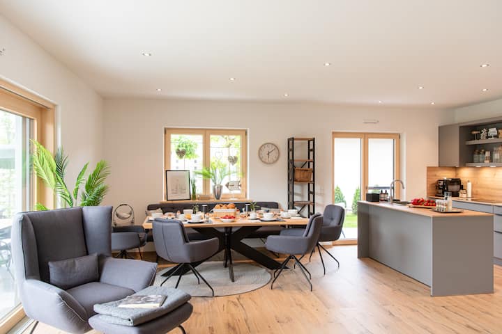 Exclusive Semi-detached House In A Modern Design - Ruhpolding