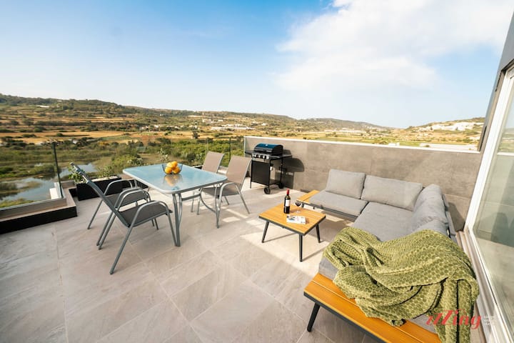 The View Penthouse By Zzzing - Málta