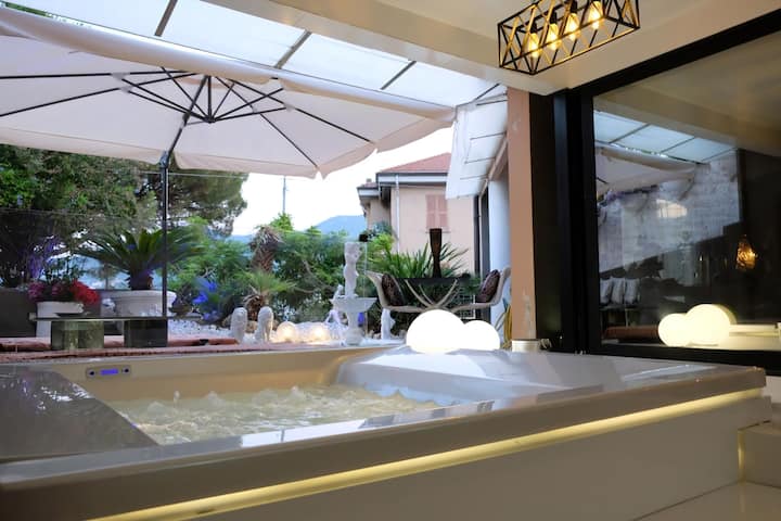 Last Minute Garten Whirlpool Der Herrliche. - La Spezia