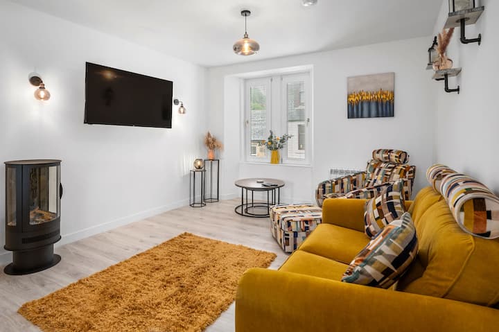 Stunning 2br Apt - Central High Street Location - Oban