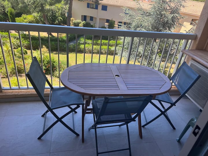 Appartement Rénové 1 Chambre Proche Mer - Agay