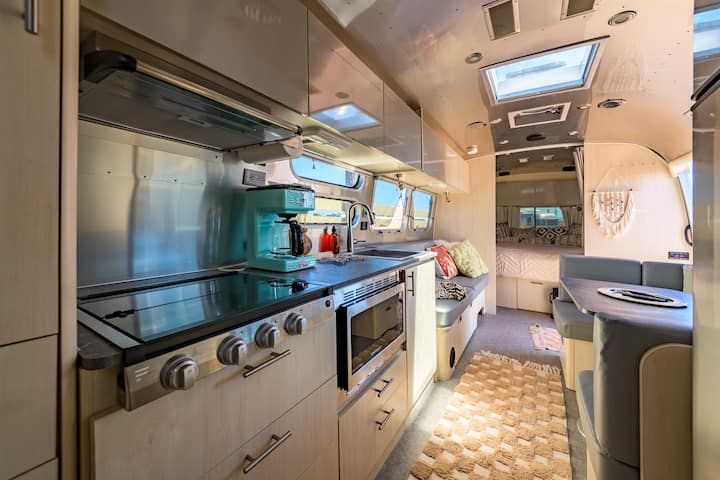 Airstream W/ Private Hot Tub Near Grand Canyon - グランド・キャニオン国立公園, AZ