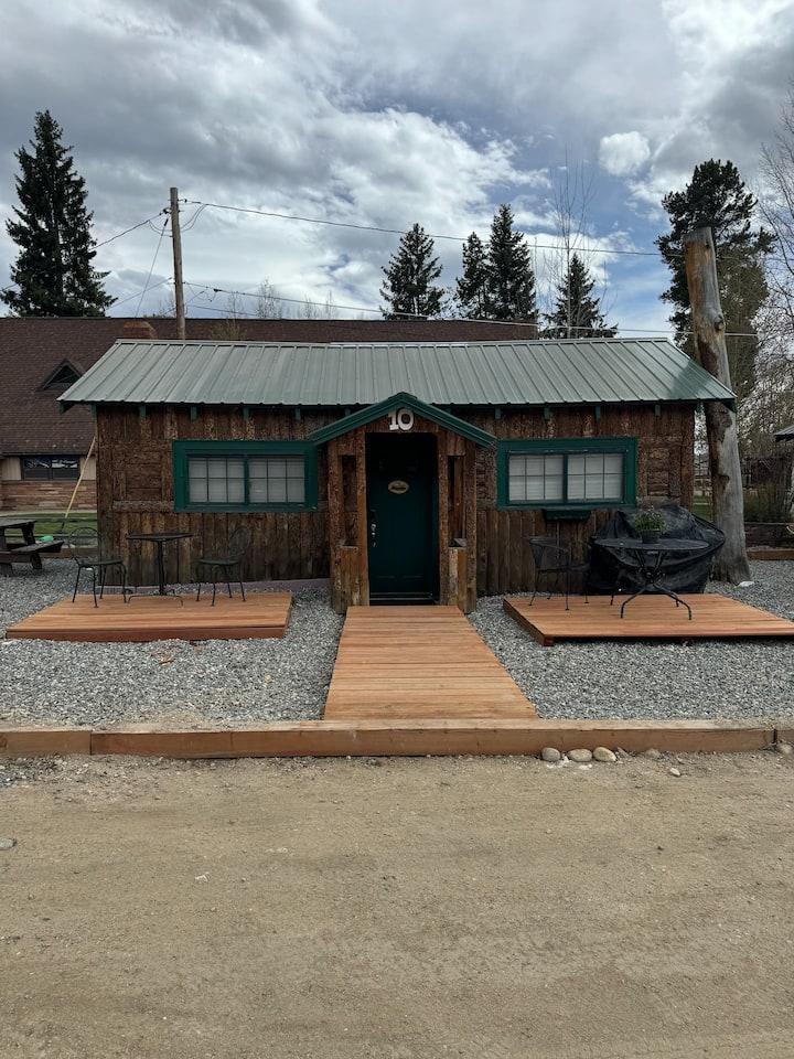 The Loose Moose Cabin #10 At Downtown Grand Lake - Grand Lake, CO
