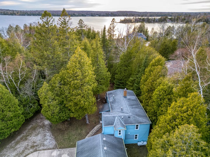 Cozy Clark Lake Home With Kayak, Canoe And Bikes - Baileys Harbor, WI