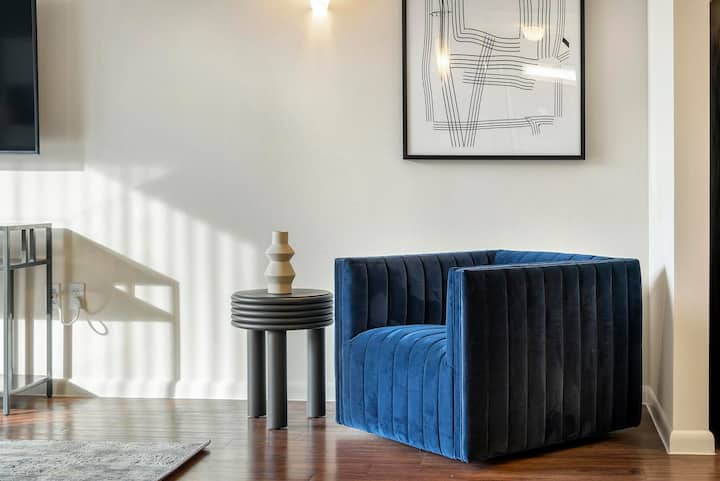 Landing | Beautiful 2bd, Clubhouse, Yoga Studio - Buford, GA