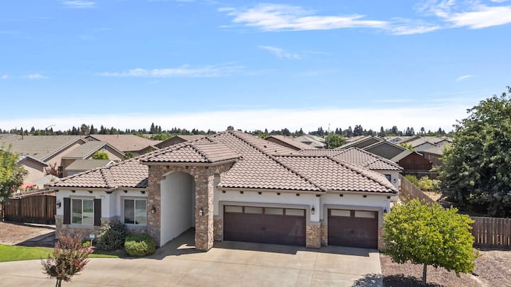 The Executive Retreat At Westberry - Madera, CA