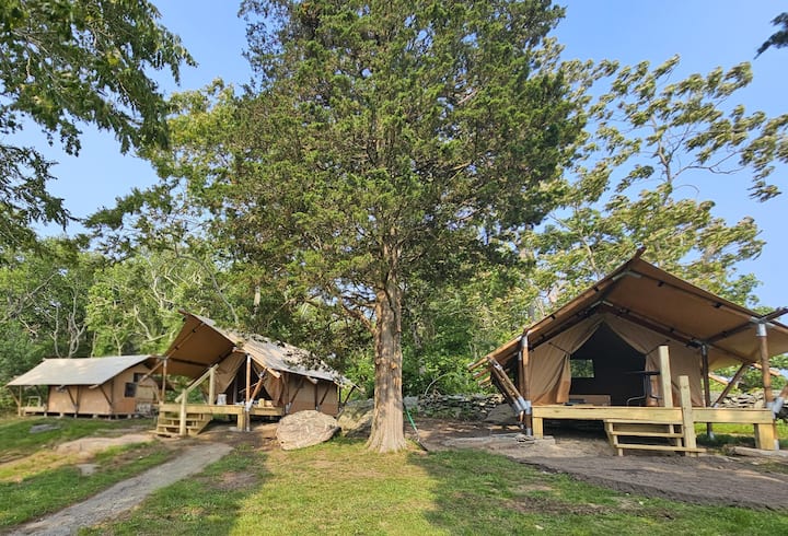 Luxury Furnished Safari Tent - Rhode Island