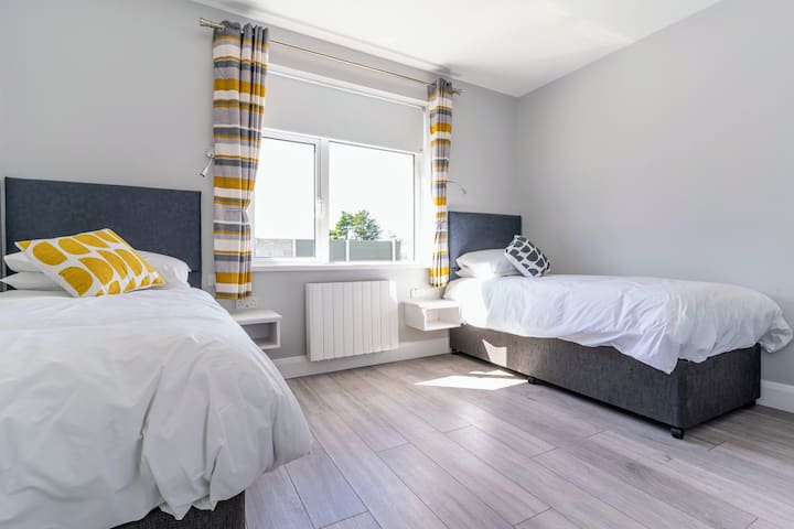 Guest Suite On Golf Course | Private | Peaceful - Tramore