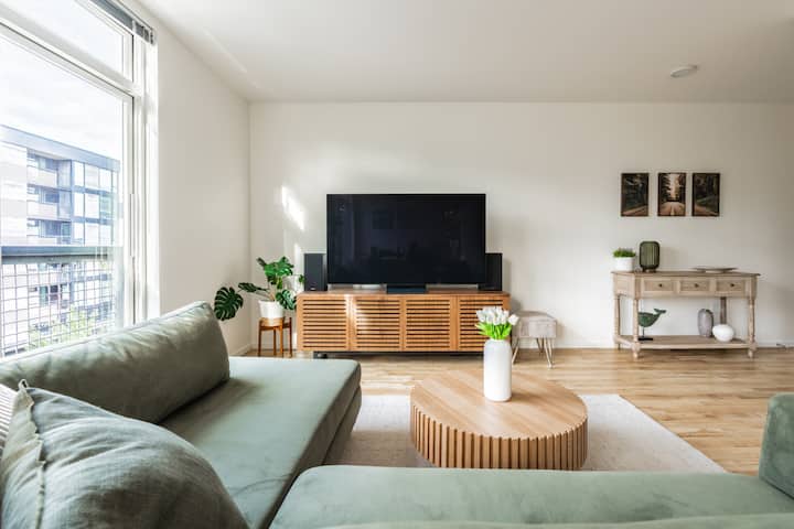 Central District Large King Bed Aparment - Capitol Hill - Seattle