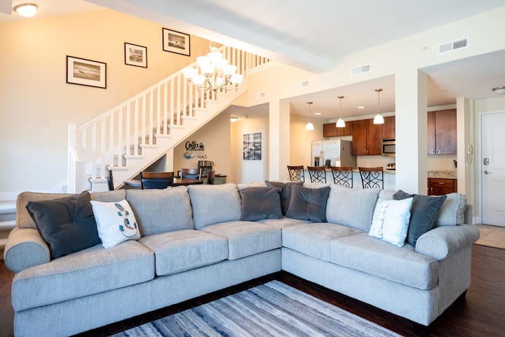 3-bedroom Condo Minutes From Downtown Grand Haven - Grand Haven, MI