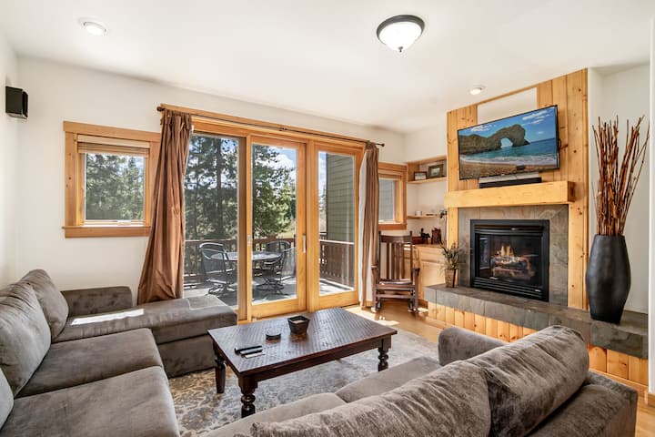 106 Willows Way | 3br Downtown, Hot Tub - Winter Park, CO