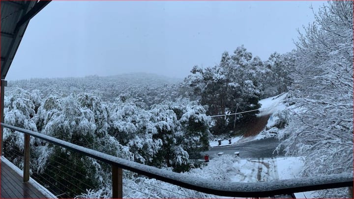 Moonlight Ridge Chalet - Mount Buller