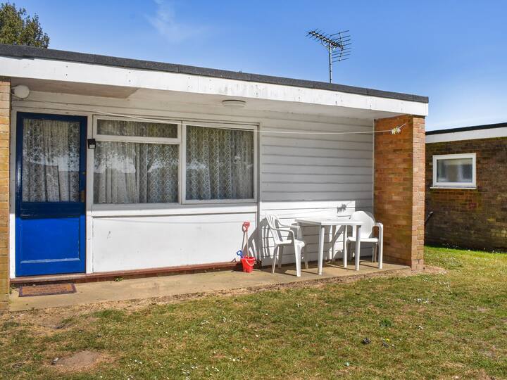 Dora - Uk49714 - Winterton-on-Sea