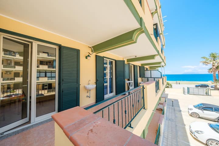 Casa Aura A Milazzo Fronte Mare - Milazzo