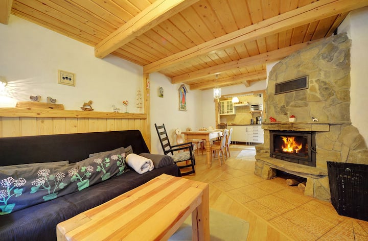 Turystyczna 6d | Highlander's Cottage | Fireplace - Wisła
