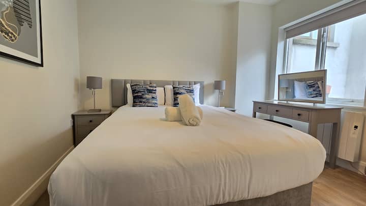 Galway City Centre, 3 Bedroom, Sleeps 6 - Galway