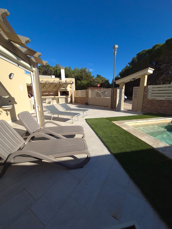 Villa Rachele Private Swimming Pool - Sant'Anna Arresi