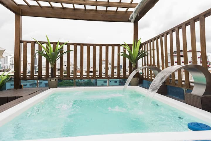 Penthouse De 8 Chambres Avec Toit Privé Et Jacuzzi - Santo Domingo