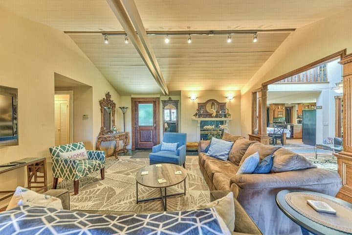 3 Br | Two Story Home Stunning View Carmel Valley - Carmel Valley, CA