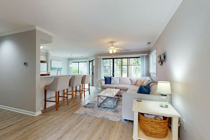 3br East Of Sun Condo With Water-view, Onsite Pool - Fenwick Island, DE