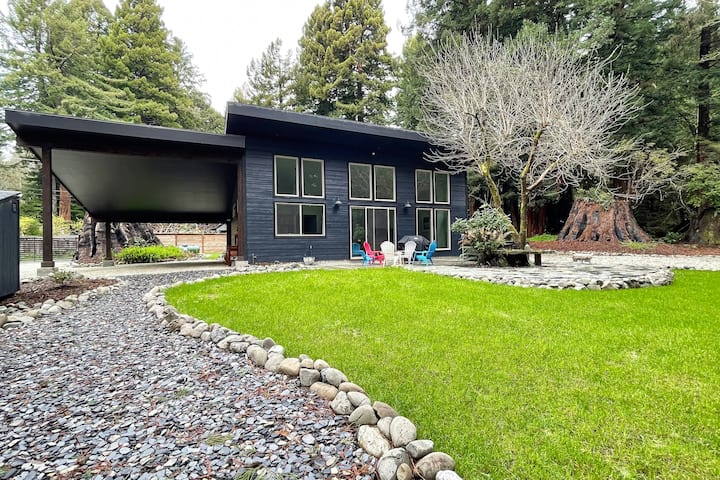 2br Modern Home W/pvt Yard & Grill - Near Beaches - Trinidad, CA