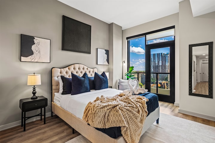 Skyline Townhouse W/city Views, Pool, & Terrace - アトランタ
