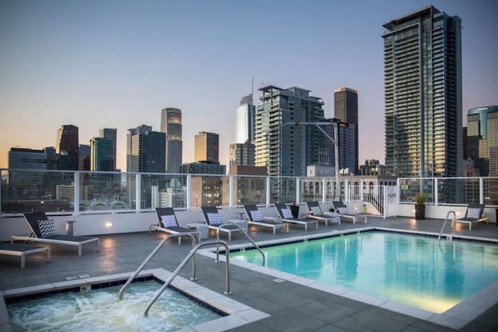 Downtown 1br Condo With 5g Wi-fi & Parking! - SoFi Stadium - Inglewood