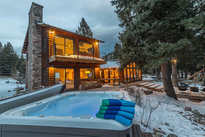 Big Sky Vacation Rentals: Riverbend Haven - Big Sky, MT