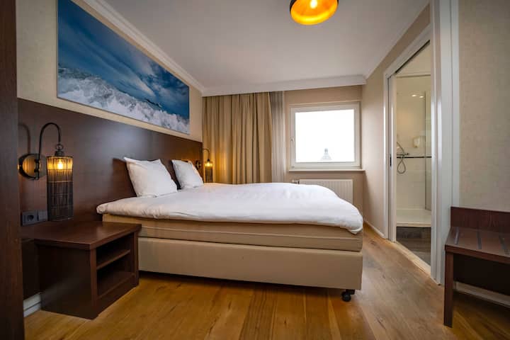 Perfect Stay! Free Breakfast, Steps To Beach! - Dishoek
