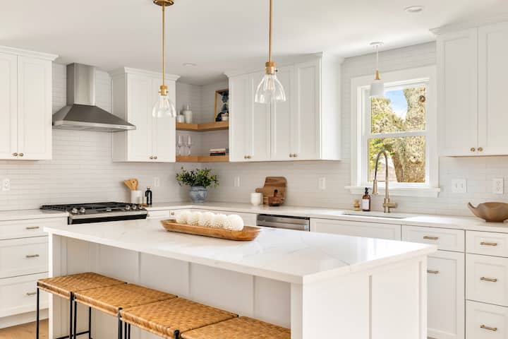 Modern Coastal Retreat, 1/2 Mile From Beach! - South Kingstown, RI