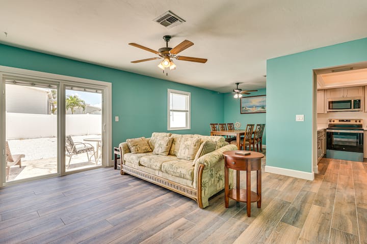 So Close To Coast: Walkable Fort Myers Beach Unit! - Fort Myers Beach, FL