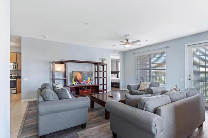 Elegant 4br Vista Cay Resort - Windermere