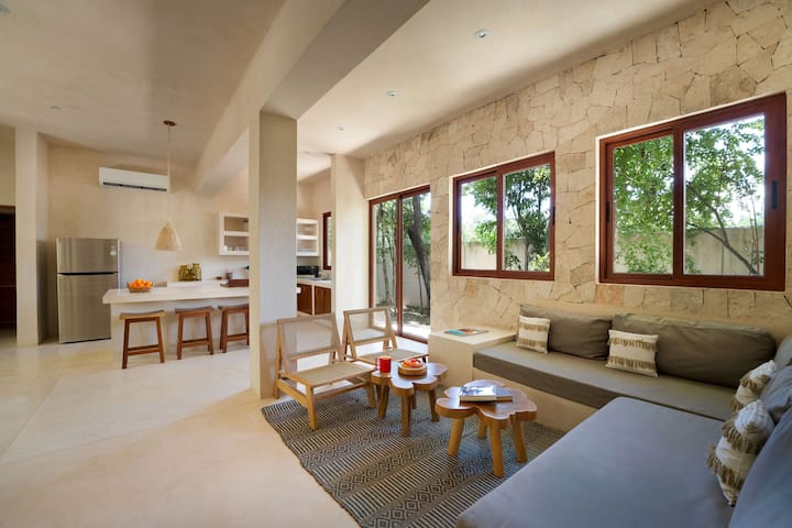 Luxe Ground-floor 3br Jungle Retreat & Plunge Pool - Tulum