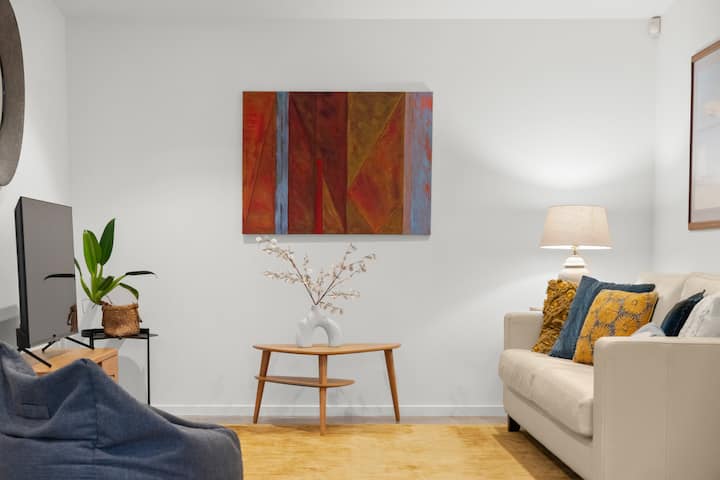 120m To Wainui Beach | Modern Coastal Unit - Gisborne