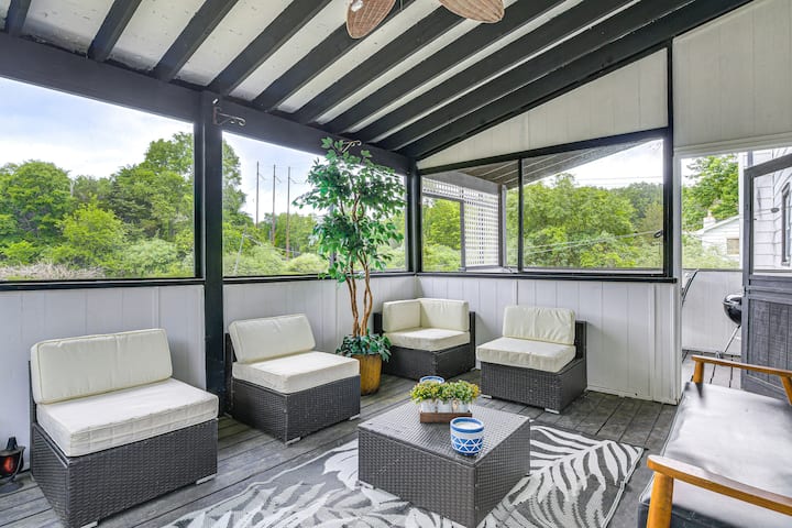 3 Mi To Main St: Modern New Paltz Home - New Paltz, NY