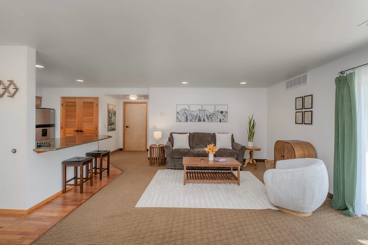 Edelweiss Escape-walk To Town, Pool/hot Tub, Gym - Leavenworth, WA