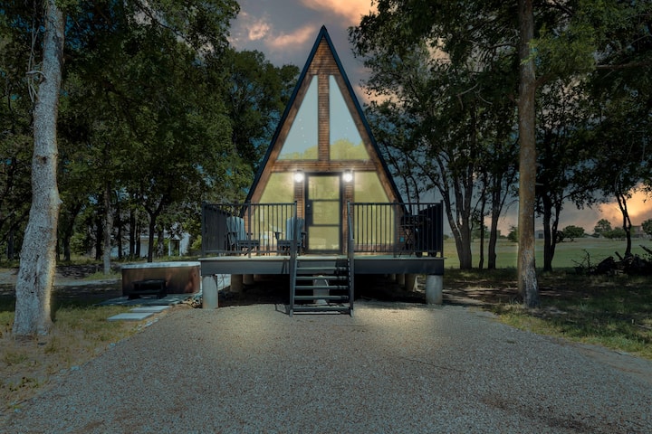 Intimate A Frame*hot Tub*near Hiking & Stockyards - Fort Worth, TX