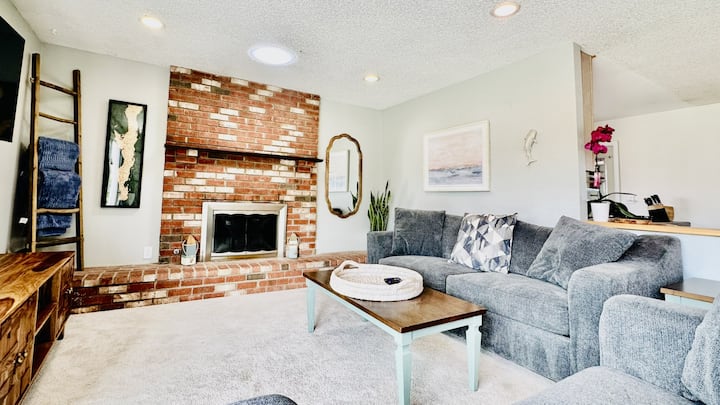 Tranquil Westside Beach Retreat - Lompoc, CA