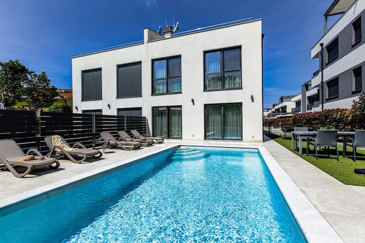 Villa H - Banjole
