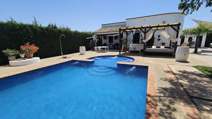 Maison Vacances Carula - Morón de la Frontera