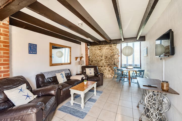 Countryside Barn Conversion - Bridport