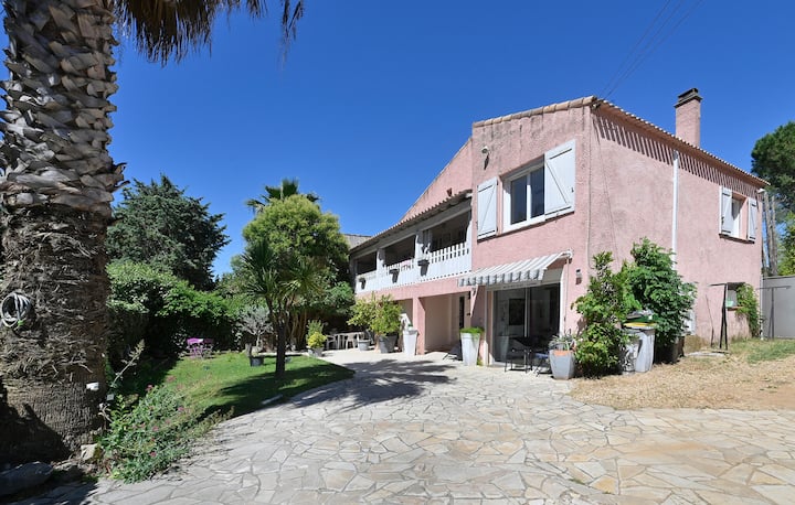 1 Bedroom Amazing Apartment In Lunel - Lunel