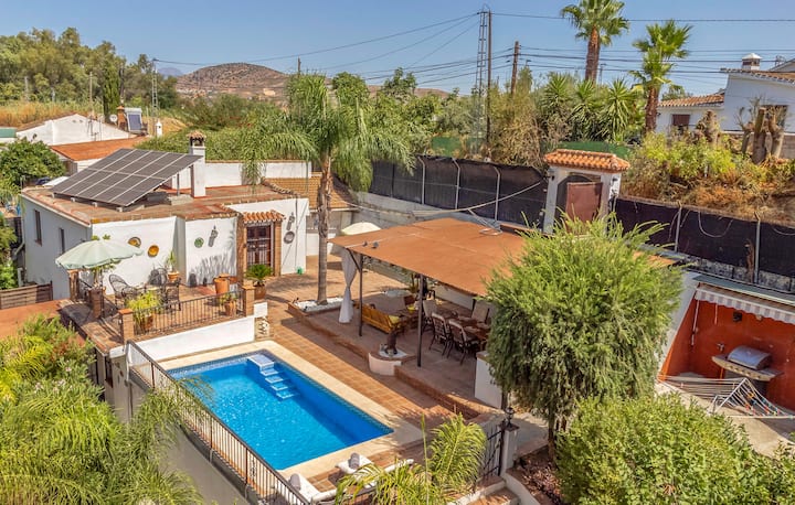 Amazing Home In Alhaurin El Grande - コイン