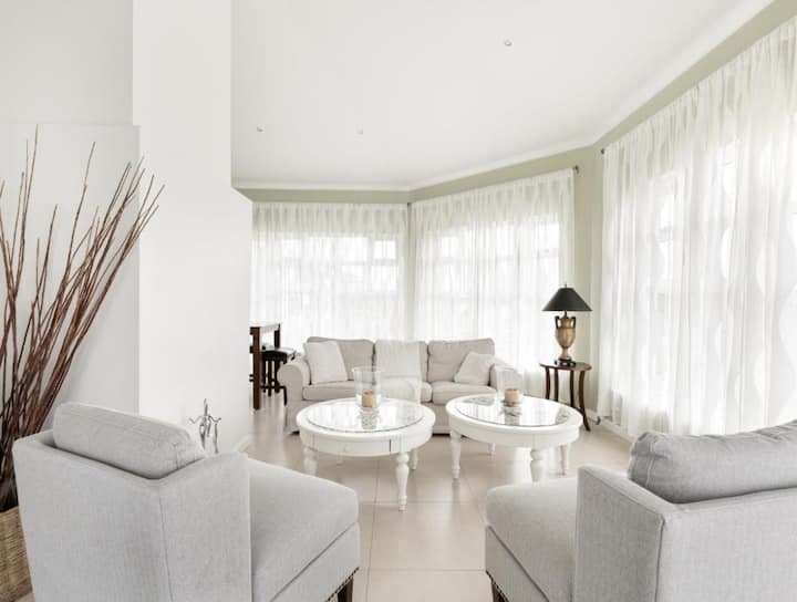 Saga Circle Villas - 4 Bedroom For 7 Guests - Selfoss