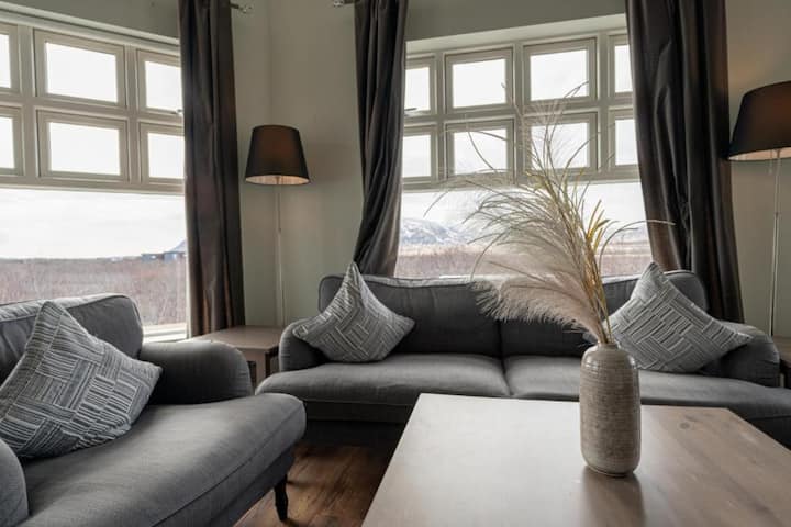 Saga Circle Villas - 5 Bedroom For 10 Guests - Selfoss