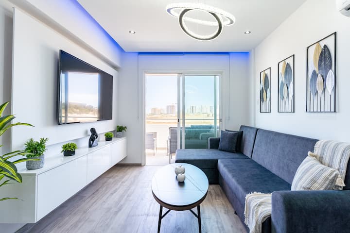 Olympus Stylish 2-br Apt In Larnaca - Larnaca