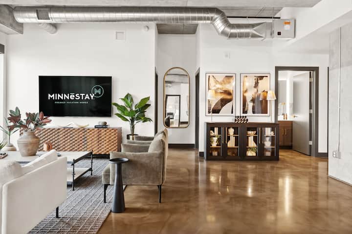 Minnestay* Sable 902 Penthouse | Target Center - Minneapolis
